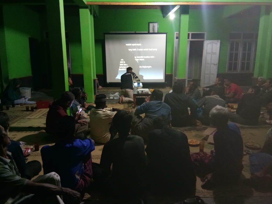 Penyuluhan Pembuatan Pupuk Organik Cair Mahasiswa KKN UST Padepokan 04 ... Penyuluhan Pembuatan Pupuk Organik Cair Mahasiswa KKN UST Padepokan 04 ...
