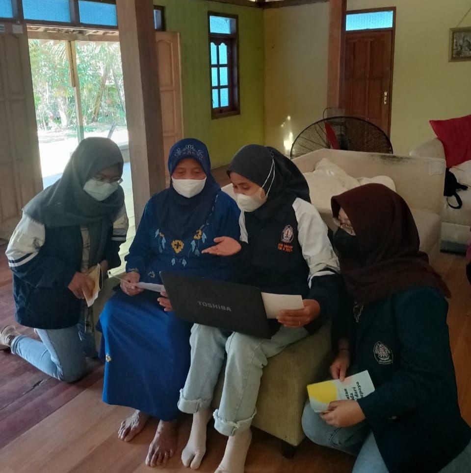 Mahasiswa Kkn Undip Sosialisasikan Cara Mengolah Tanah Dan Teknik