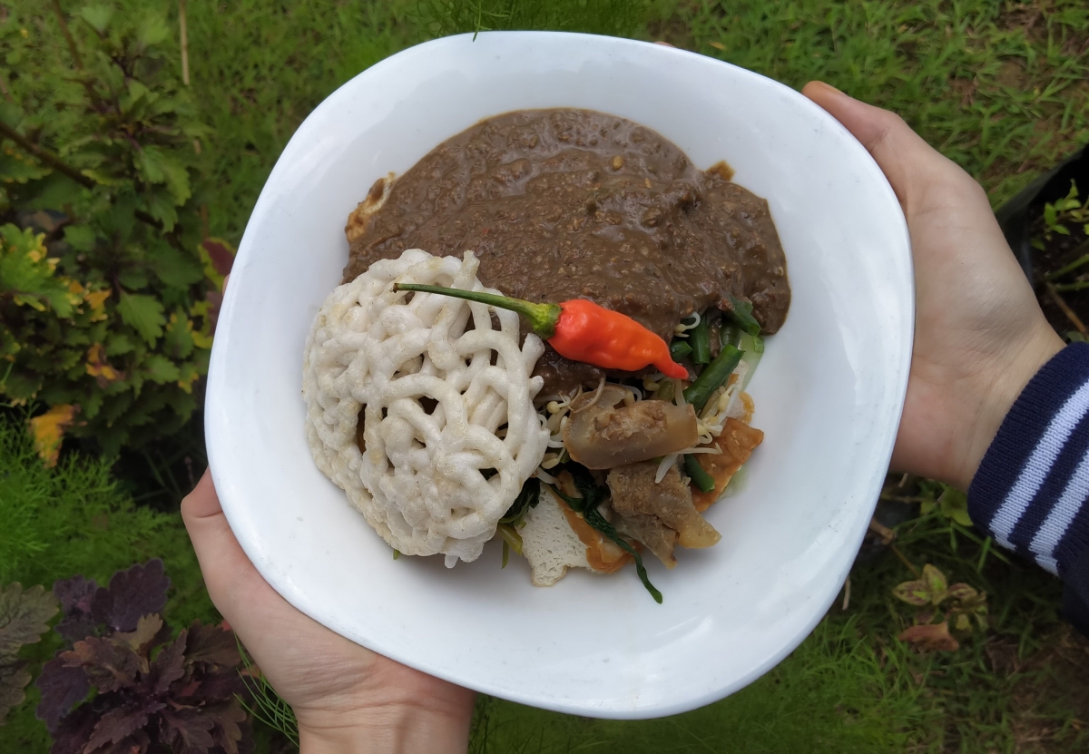 Mahasiswa KKN BTV 3 Universitas Jember Bersama UMKM Rujak Dongkrak ... Mahasiswa KKN BTV 3 Universitas Jember Bersama UMKM Rujak Dongkrak ...