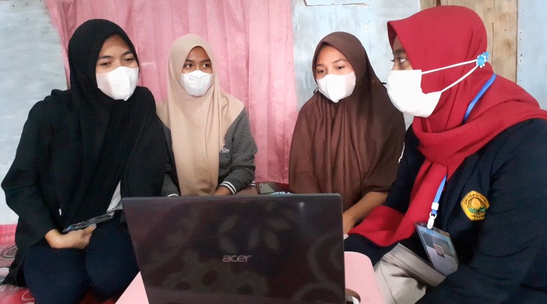 Mahasiswa KKN BTV 3 UNEJ Memberikan Edukasi dalam Menyikapi Penyebaran ... Mahasiswa KKN BTV 3 UNEJ Memberikan Edukasi dalam Menyikapi Penyebaran ...
