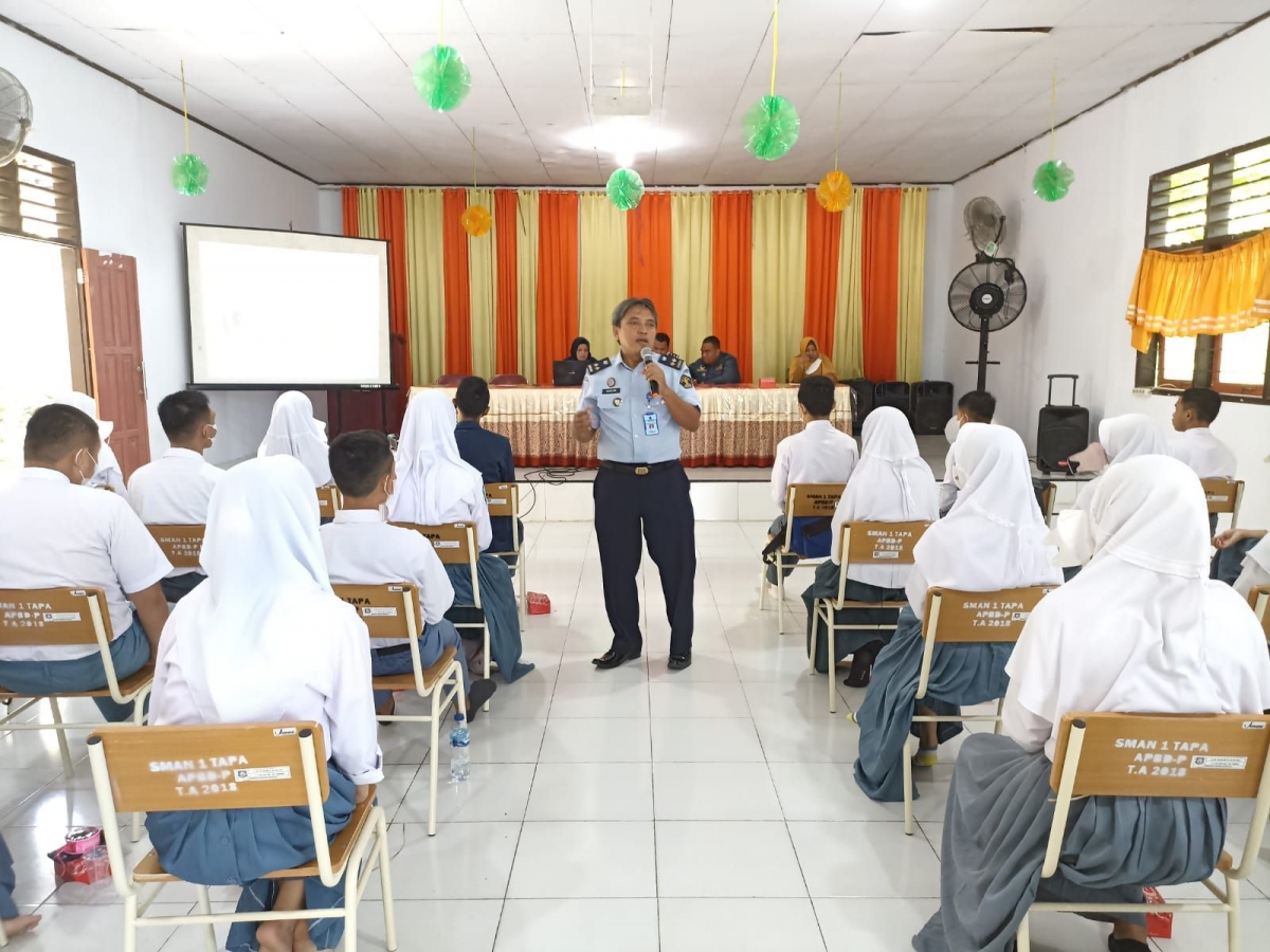 Kanwil Kemenkumham Gorontalo Tingkatkan Kesadaran Hukum Melalui ... Kanwil Kemenkumham Gorontalo Tingkatkan Kesadaran Hukum Melalui ...