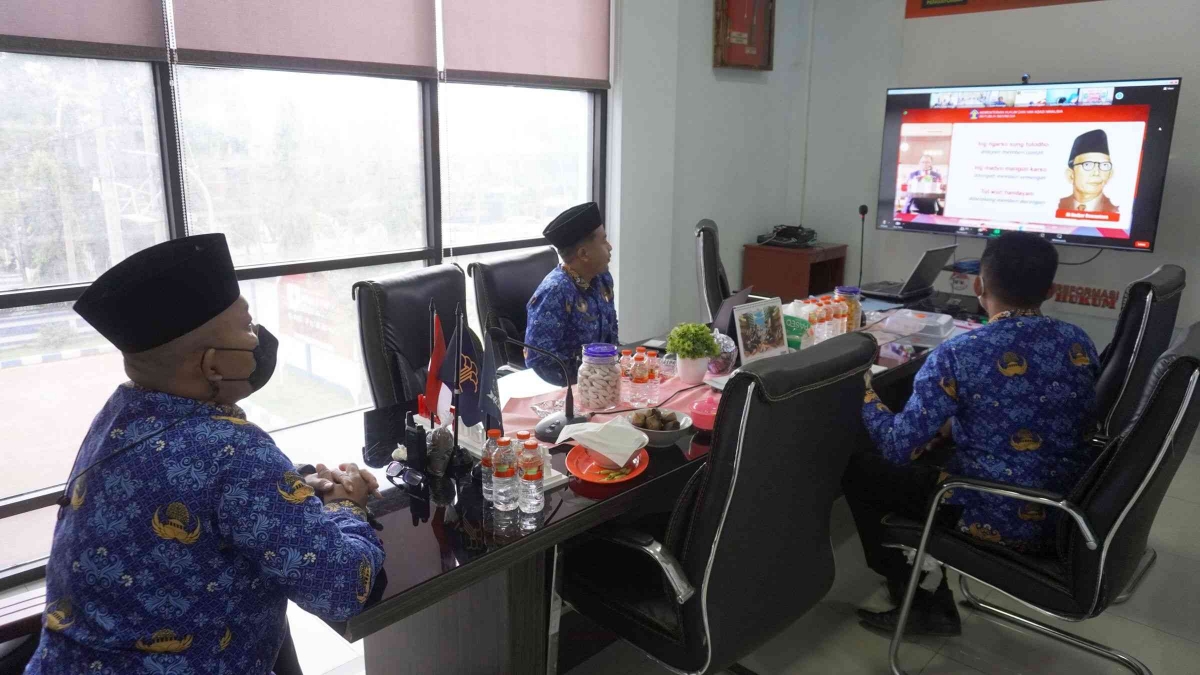 Imigrasi Pamekasan Ikuti Kegiatan ANEV Pengadaan Barang dan Jasa Secara ... Imigrasi Pamekasan Ikuti Kegiatan ANEV Pengadaan Barang dan Jasa Secara ...