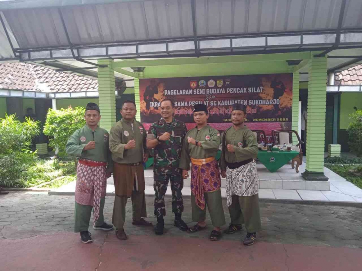 Dandim 0726/Sukoharjo: Melestarikan Pencak Silat Butuh Peran Serta ... Dandim 0726/Sukoharjo: Melestarikan Pencak Silat Butuh Peran Serta ...