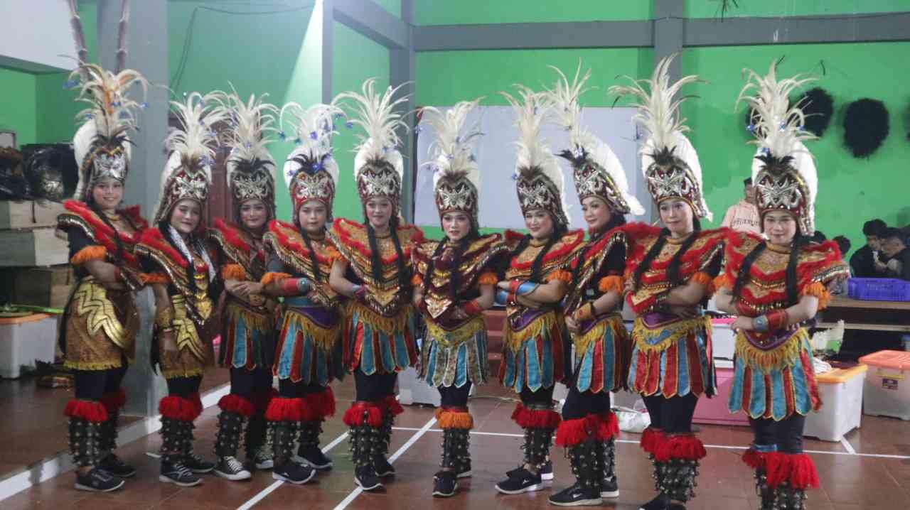 Tari Topeng Ireng
