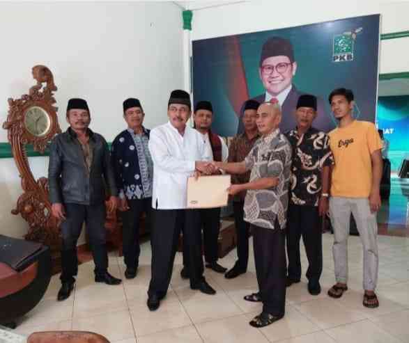 Inginkan Perubahan, Zuardi MS Datuak Rajo Bidayo Maju ke DPRD Sumbar ... Inginkan Perubahan, Zuardi MS Datuak Rajo Bidayo Maju ke DPRD Sumbar ...