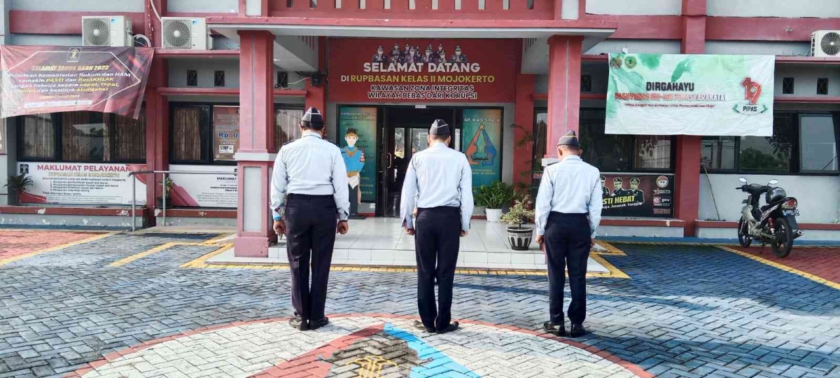 Kasubsi Administrasi Pengelolaan Ingatkan Selalu Bersyukur Pegawai ... Kasubsi Administrasi Pengelolaan Ingatkan Selalu Bersyukur Pegawai ...
