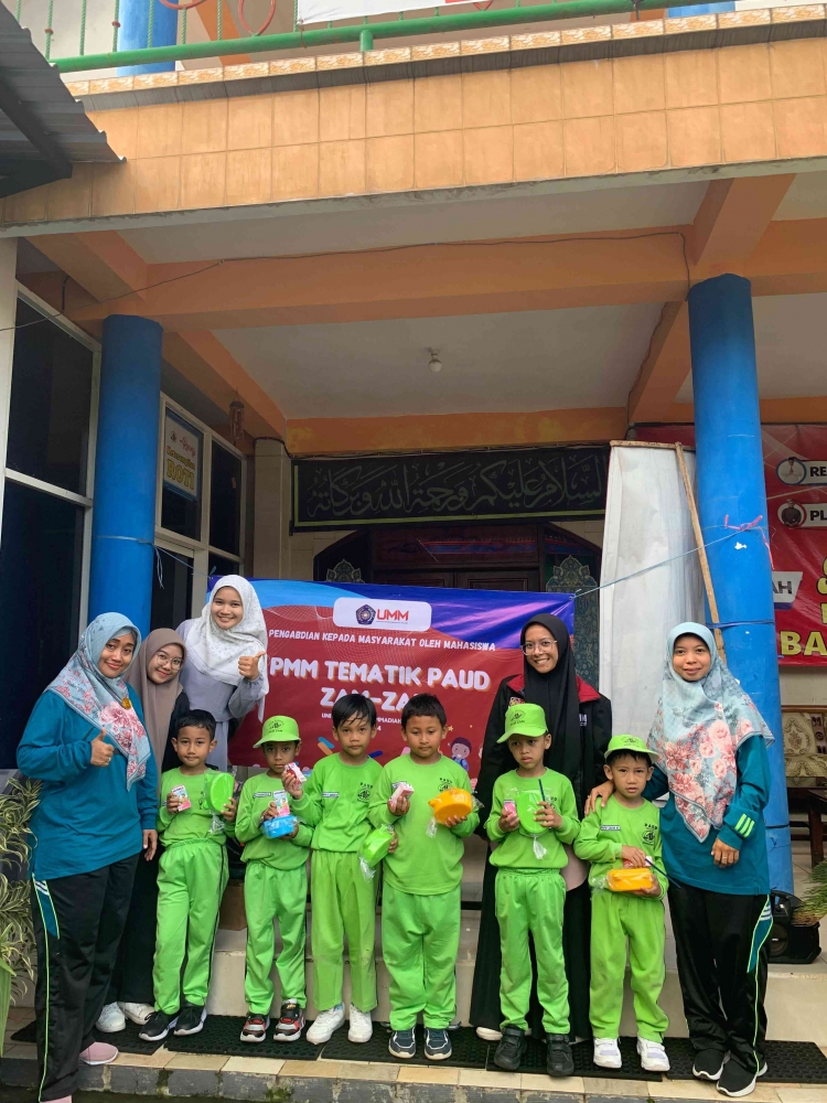 Mahasiswa PMM UMM Membumikan Kembali Permainan Tradisional Kepada Anak ... Mahasiswa PMM UMM Membumikan Kembali Permainan Tradisional Kepada Anak ...