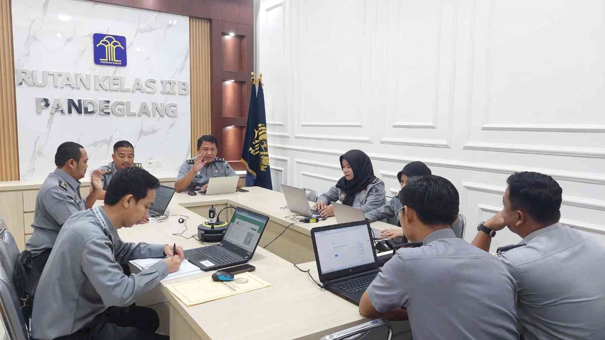 Monitoring dan Evaluasi Kepegawaian Rutan Pandeglang - Kompasiana.com Monitoring dan Evaluasi Kepegawaian Rutan Pandeglang - Kompasiana.com