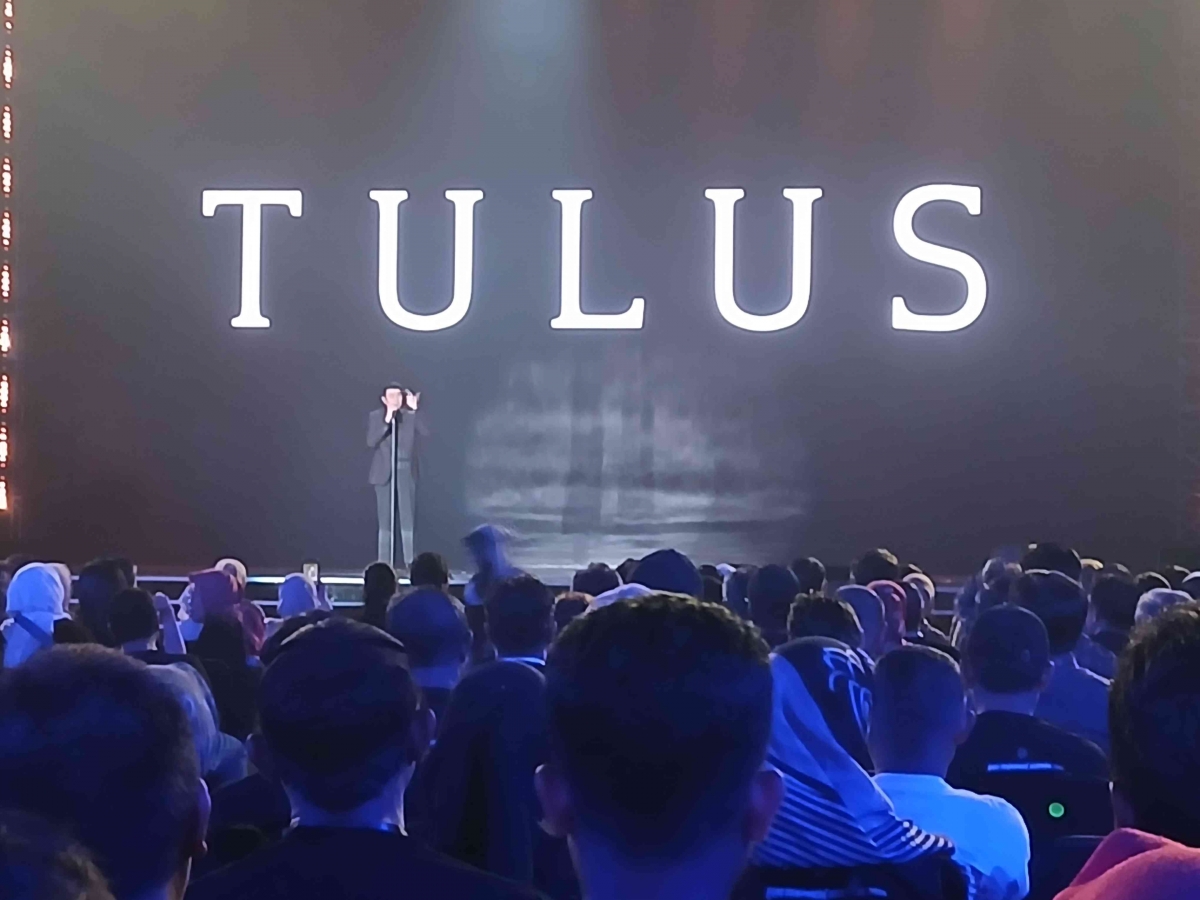 Ketemu Tulus, Putri Ariani, dan King Nazar di Acara Hardiknas ... Ketemu Tulus, Putri Ariani, dan King Nazar di Acara Hardiknas ...