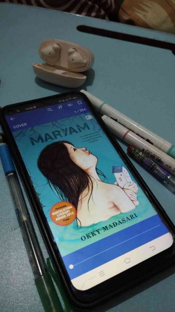 Resensi Novel 'Maryam' Karya Okky Madasari Halaman 1 - Kompasiana.com Resensi Novel 'Maryam' Karya Okky Madasari Halaman 1 - Kompasiana.com